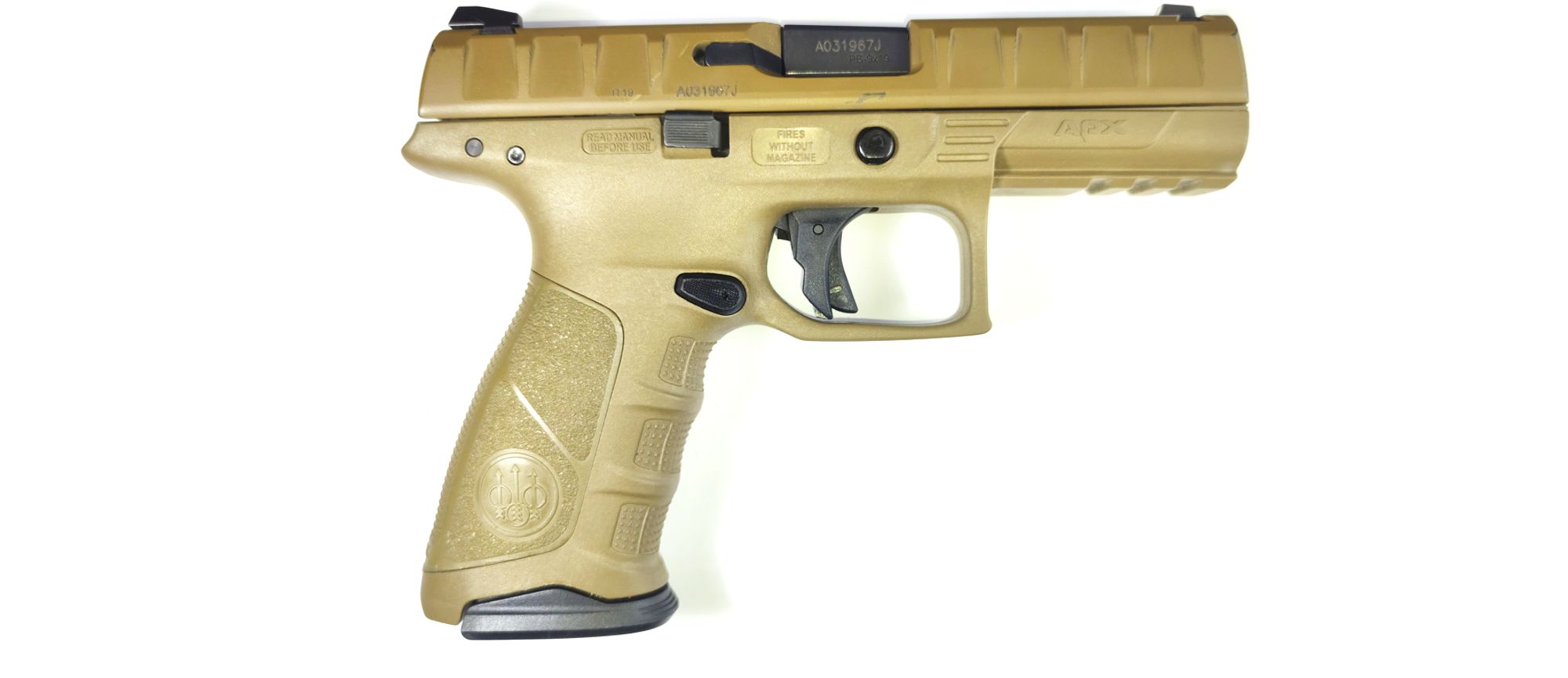 Pistola usada BERETTA APX COYOTE calibre 9mm (9x19mm) 17 tiros pavonada 2 cacerinas, armazón de ...