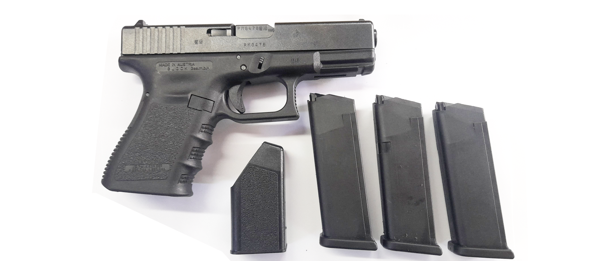 Pistola GLOCK 25 Usada calibre 380 15 tiros acabado tenifer 3 cacerinas ...